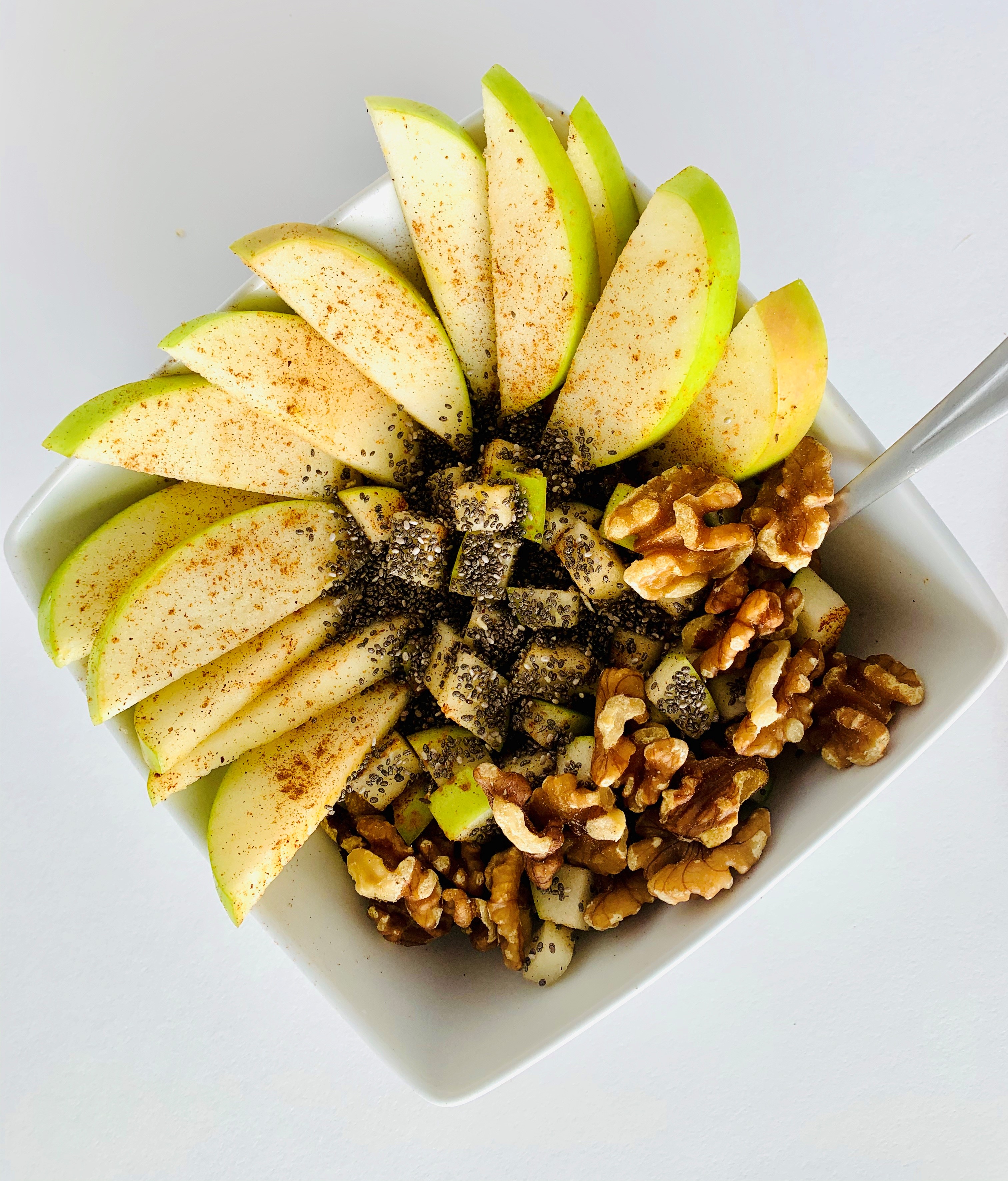 Apple Cinnamon Oatmeal – Plant Sugar Kitchen